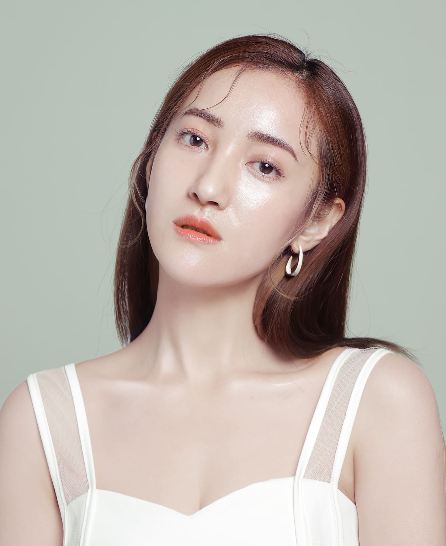 最美反派-夏宇禾，少女肌養成指南！一滴注入柔嫩水潤，4K攝影機下也無瑕透亮的好肌膚！ | TRUU 童