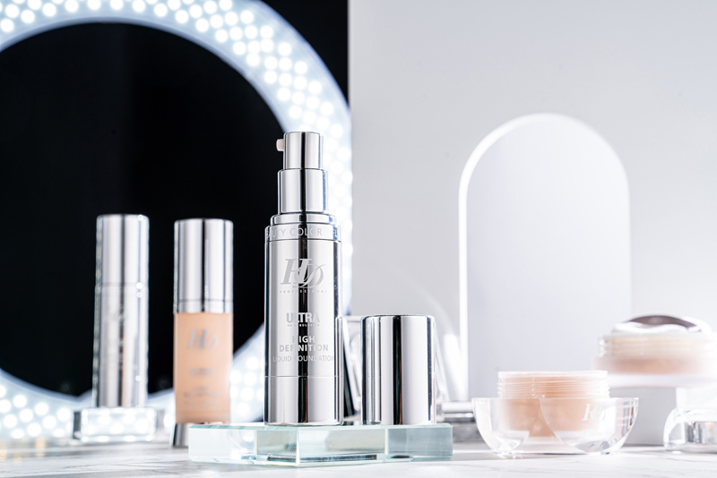 數位時代專訪: FLY UP彩妝品牌，全球跨境電商攻略 | FLY UP Cosmetics 官方網站