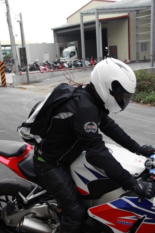 SOL SM-2 可掀式安全帽 開箱詳細介紹 | SOL Helmets