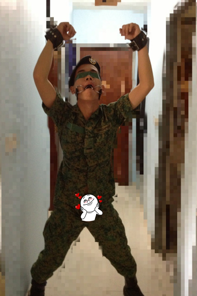 制服誘惑🇸🇬星國肌帥鮮肉軍 | 哈利男孩