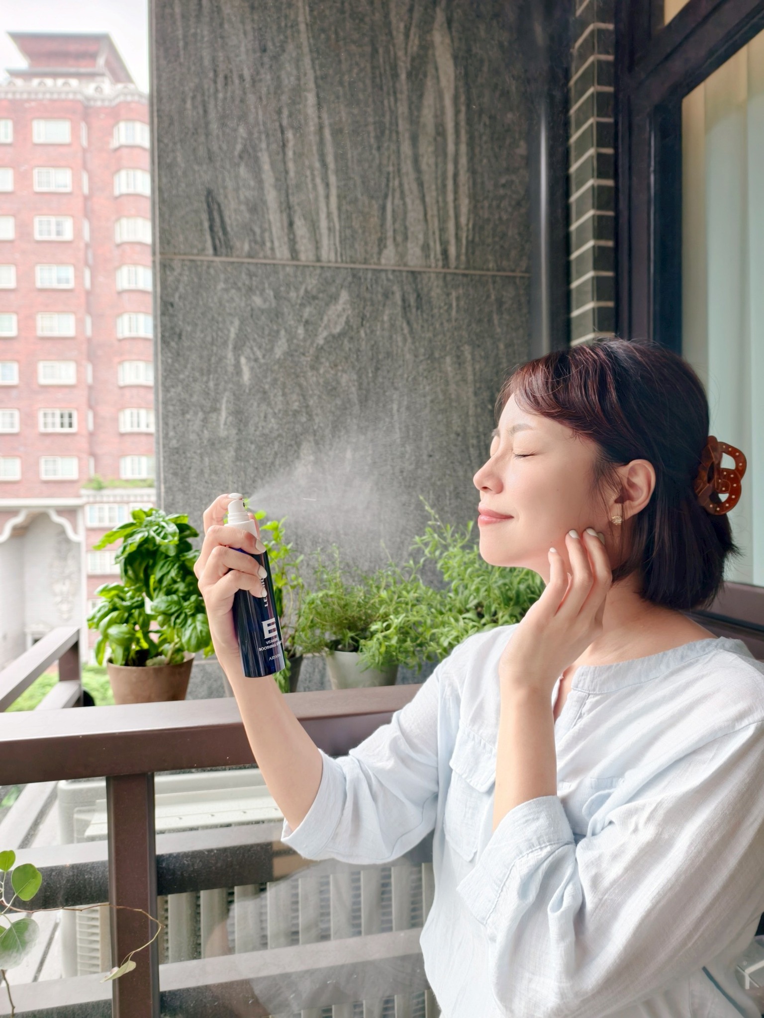 冷氣房的乾燥救星！麗質維他噴霧 | 雅聞倍優ARWIN/BIOCHEM