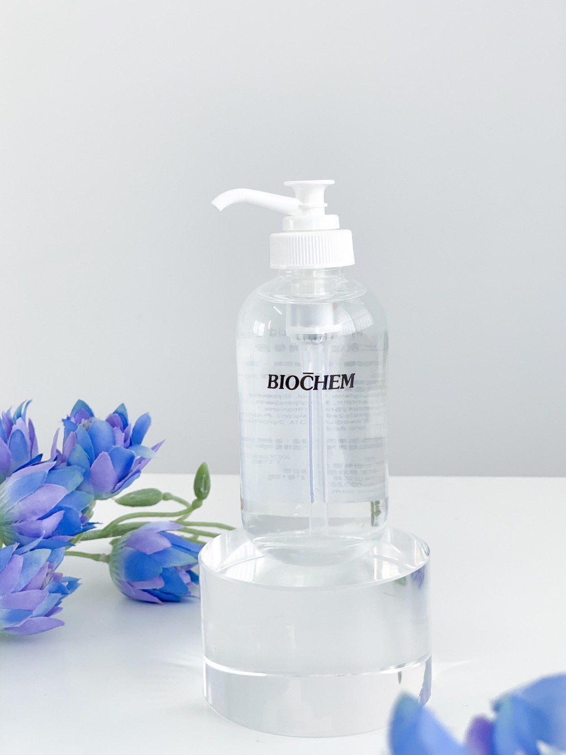 注入豐盈水感，讓乾燥的肌膚瞬間回復柔嫩細緻！ | 雅聞倍優ARWIN/BIOCHEM