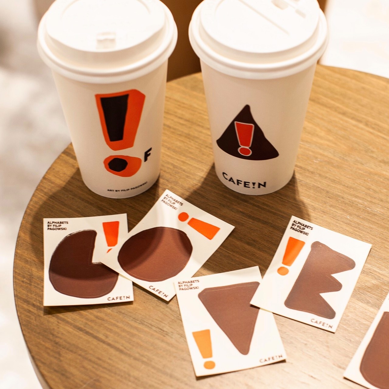 跨界聯名 / CAFE!N 攜手川久保玲御用藝術家 Filip Pagowski 打造全新風格 | CAFE!N