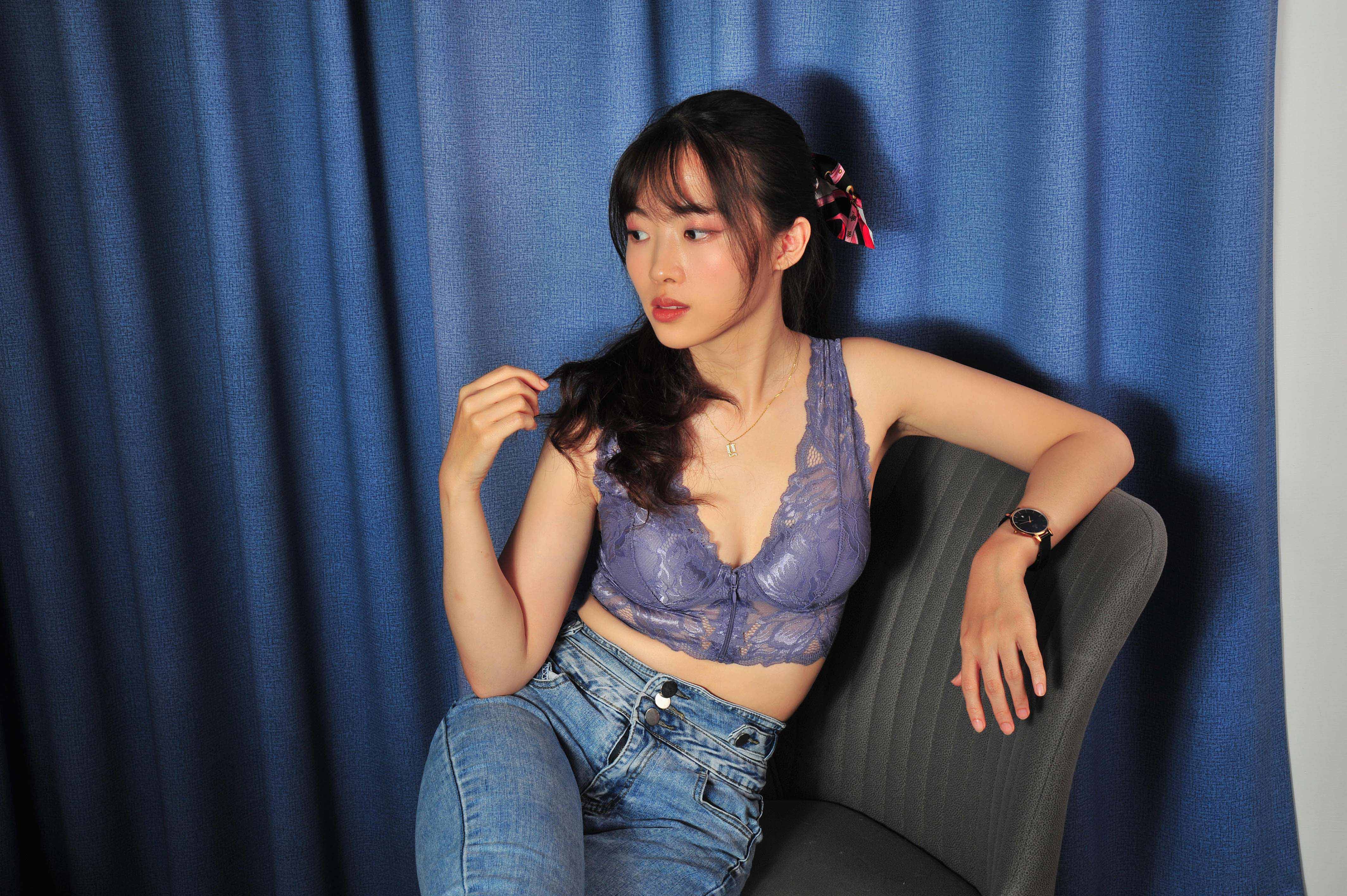 【芙蘿拉絕美蕾絲石墨烯前拉鍊無鋼圈內衣】小真💜穿了也能自由奔放~ | SiOHER